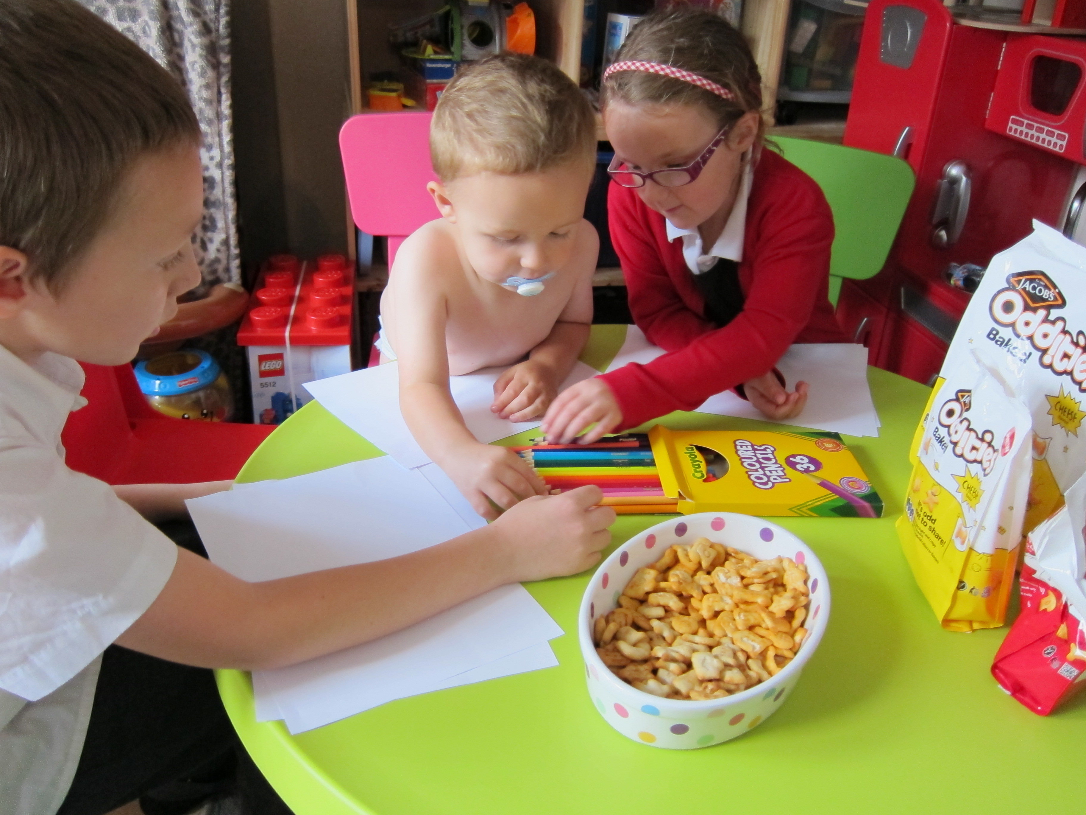 Jacobs Oddities picture fun, play with your food! - Cotswold Mum