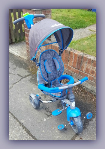 Yvolution Strolly Compact: The little trike for big personalities ...